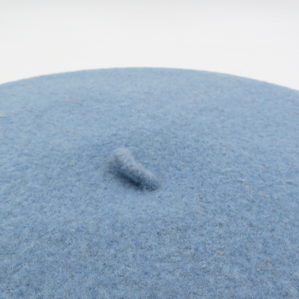Classic Beret Light Blue Woman, made in france 100% mérinos wool